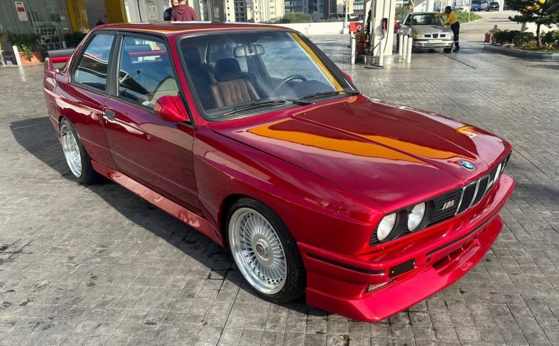 BMW M3B WE30 Tribute A | E30 | red - Kombi Kings