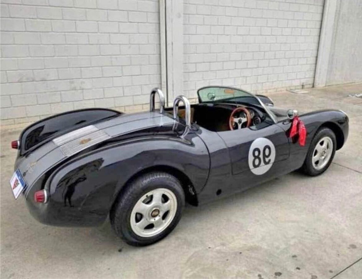 Porsche chamonix 550 spyder | black | 1600cc - Kombi Kings